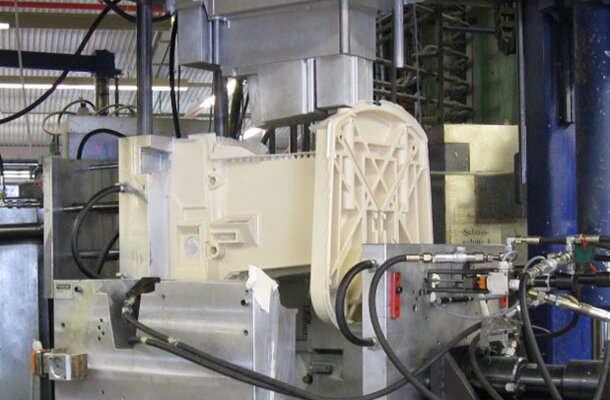 6 Applications of Reaction Injection Molding (RIM)